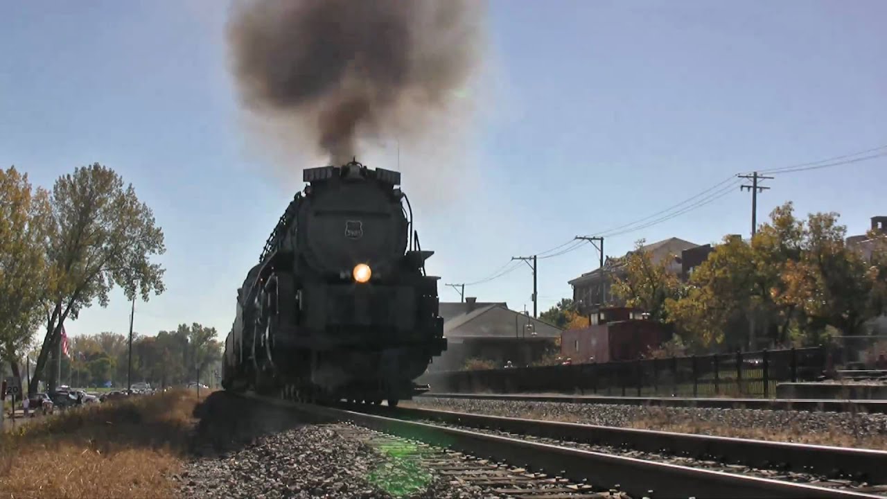 Union Pacific Engine 3985, The Challenger - YouTube