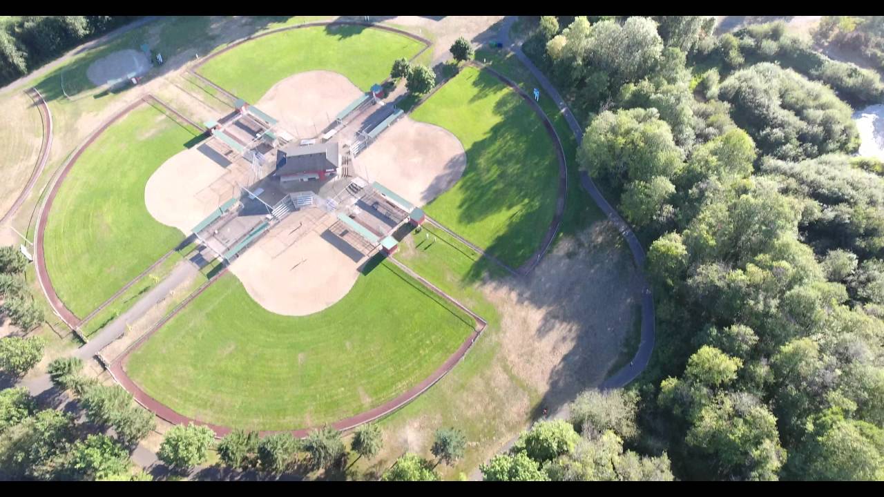 DJI Phantom 4 UHD 4K Klineline Pond and Salmon Creek - YouTube