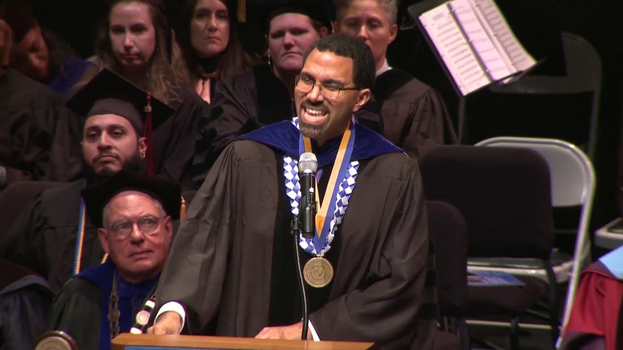 Guttman Community College 2018 Commencement - YouTube