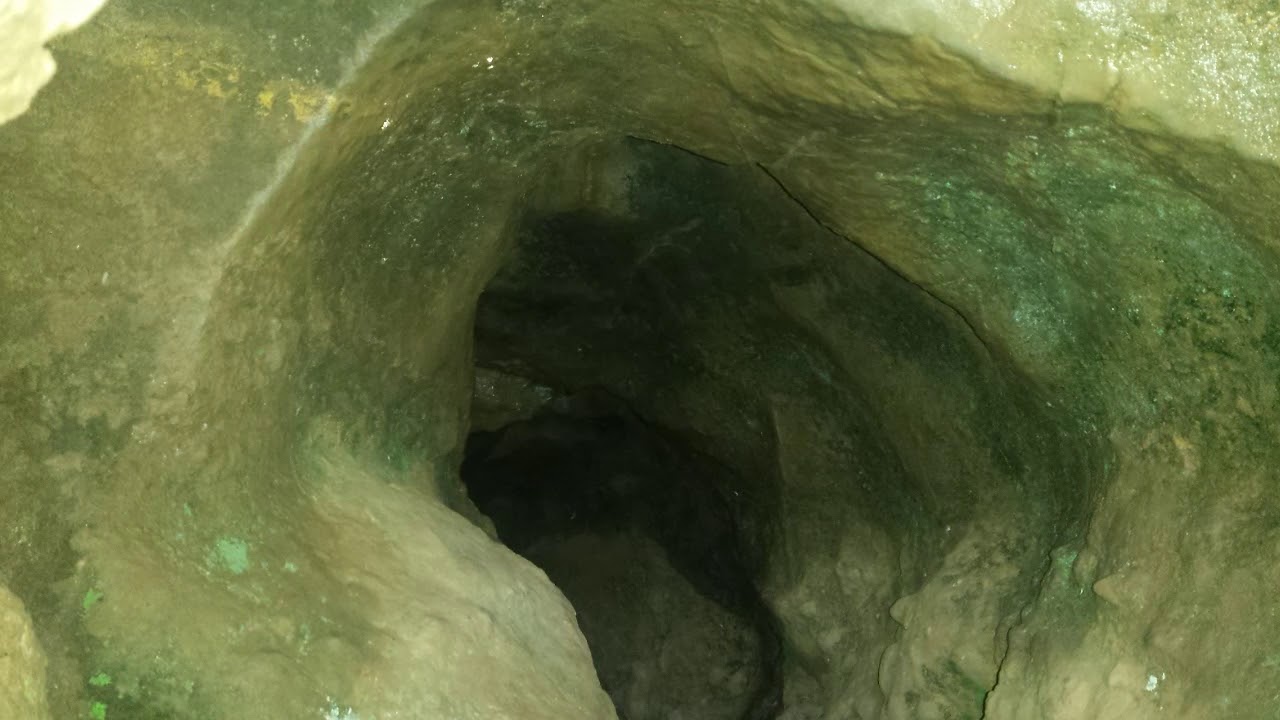 Llangattock Escarpment walk & Caves Enterances - YouTube