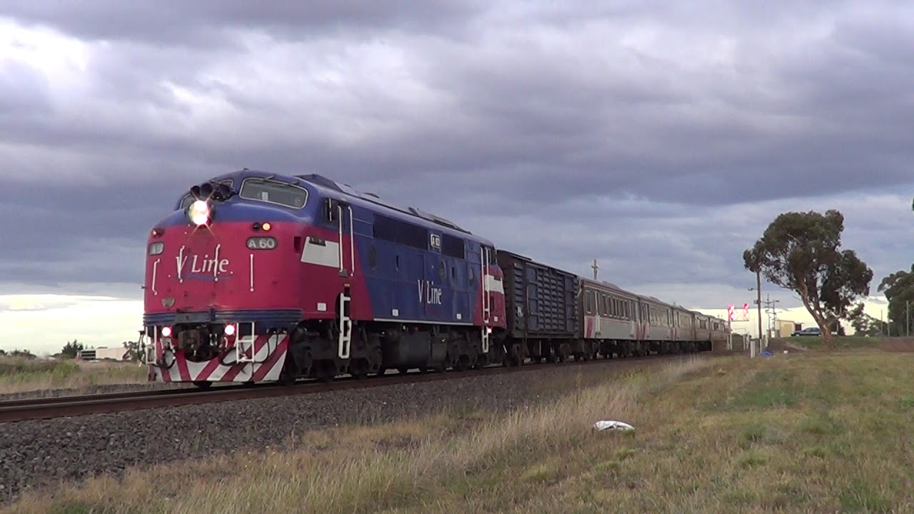 A60 leaves Rockbank on a Bacchus Marsh passenger train - YouTube