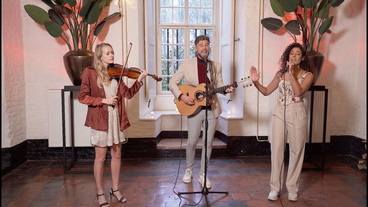 Ruby & Bram with violin (Acoustic Medley for LoveSound) - YouTube