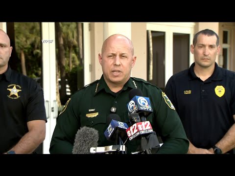 Das Sheriffbüro von Martin County gibt nach dem Autounfall von Tiger Woods in Florida ein Update.
