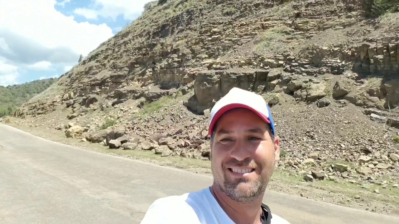 Cuba road trip 08 Niquero-Chivirico - YouTube