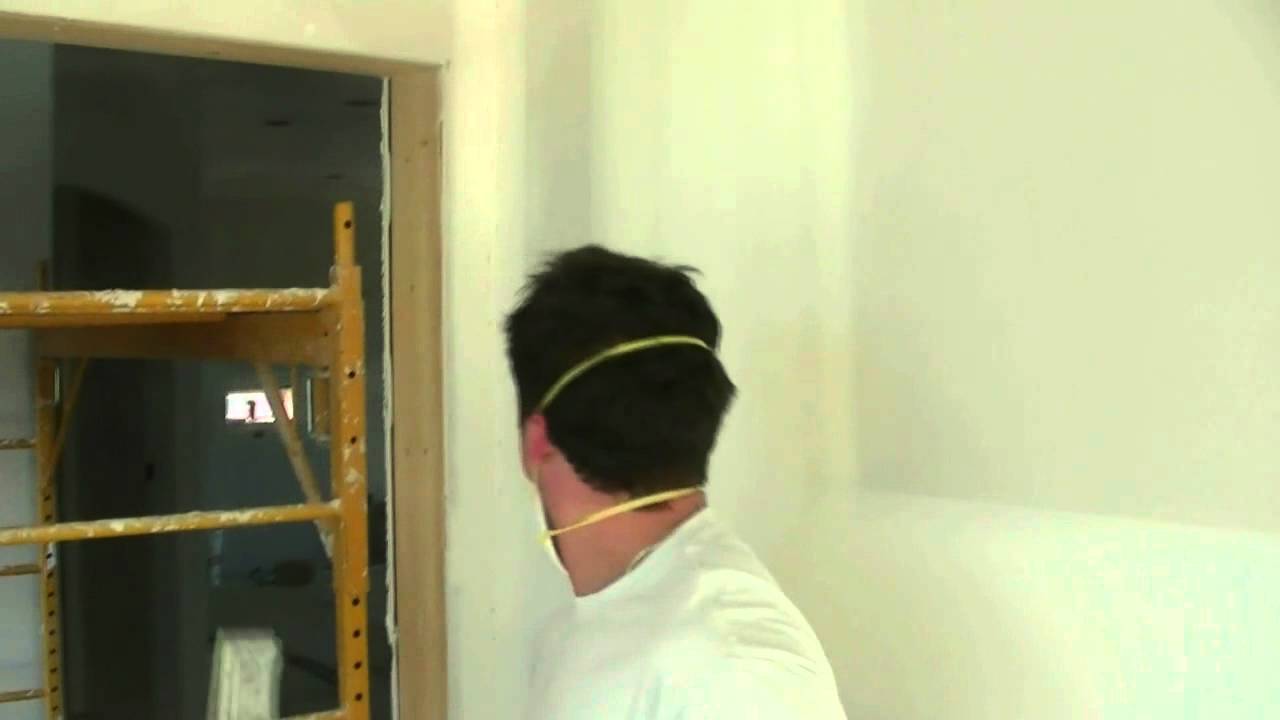 Rough Sanding Angles And Drywall Buts Joints Before Final Coat - YouTube