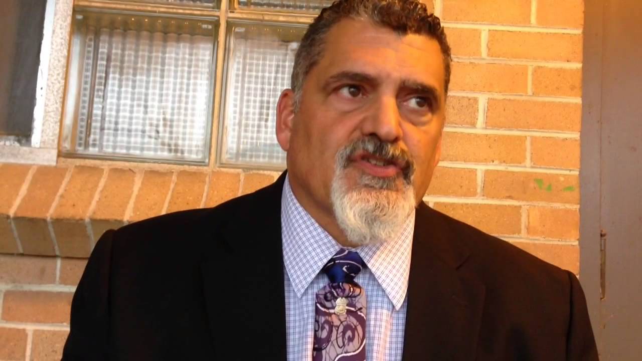 Mike Crivello discusses no-confidence vote - YouTube