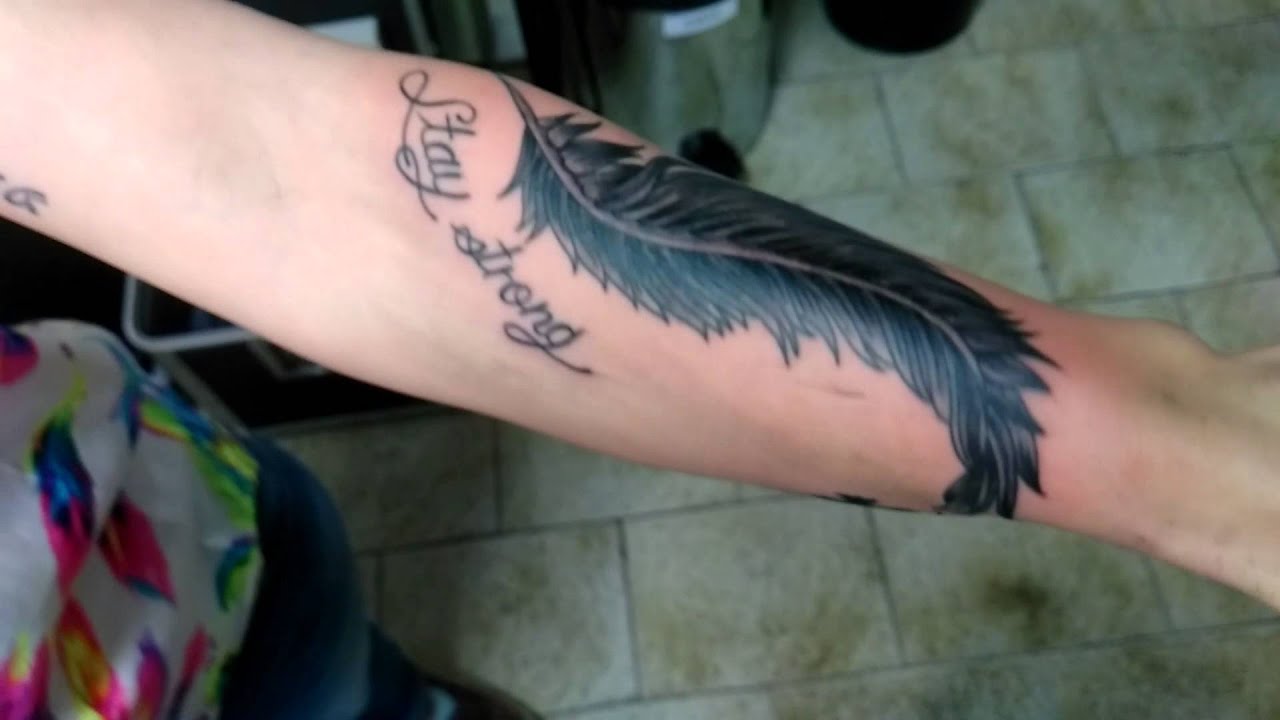 Piuma Falco Tattoos