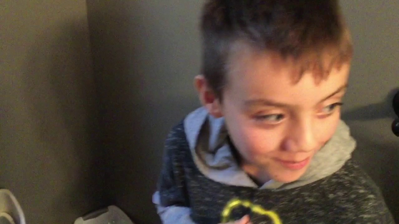 Giggle Bumm Toilet Prank - YouTube