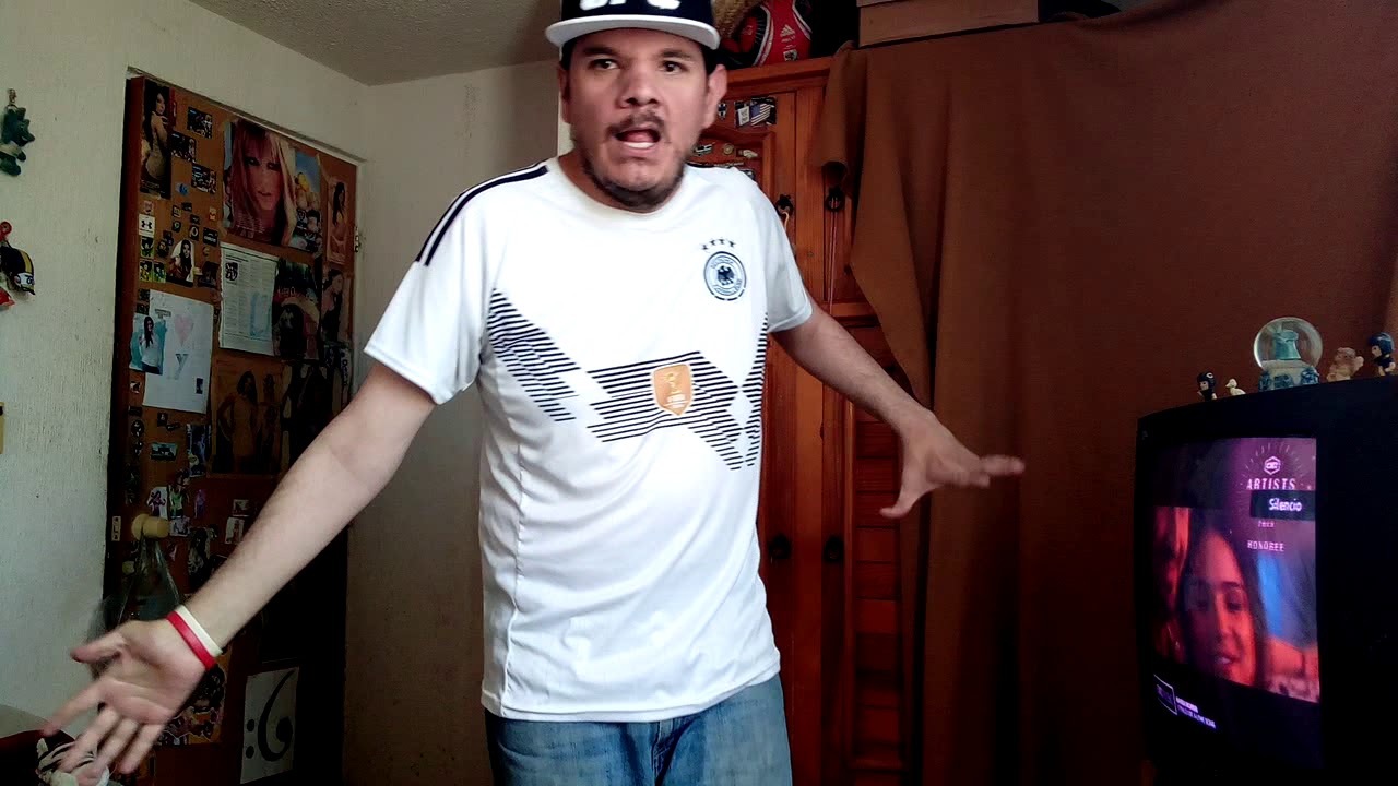 Monday on Mike tv #theshowmusicfun - YouTube