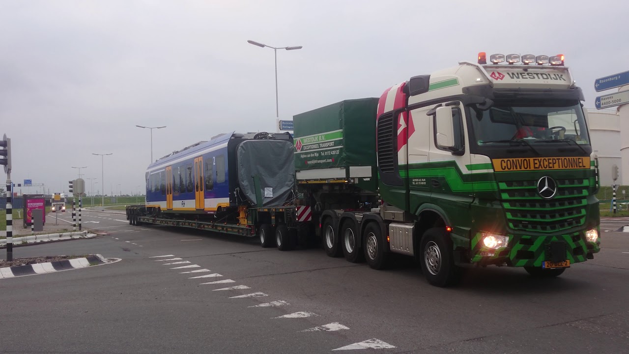 Sng 2333 op exceptioneel transport - YouTube
