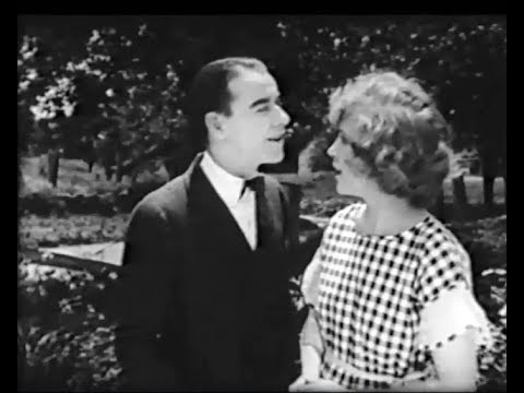 "Burn 'Em Up Barnes" (1921) - YouTube