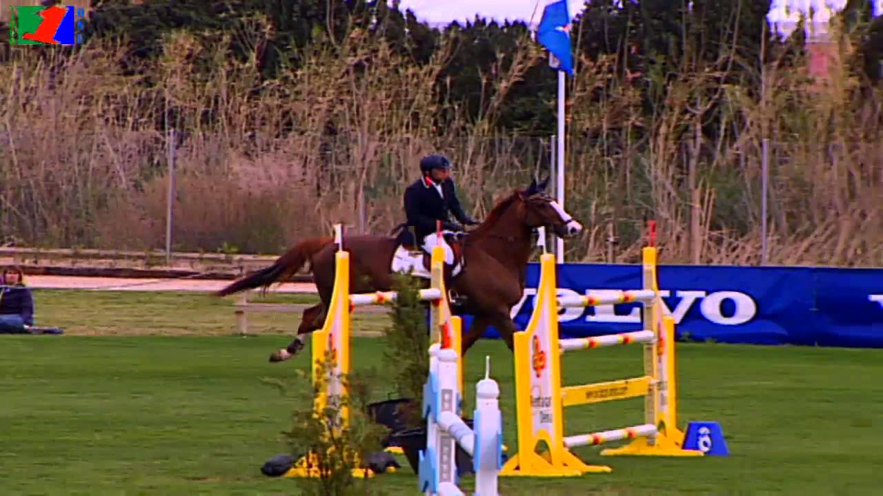 David Uson & JASSMINA DES PINS GP 1,50 M MET TOUR 2013 - YouTube