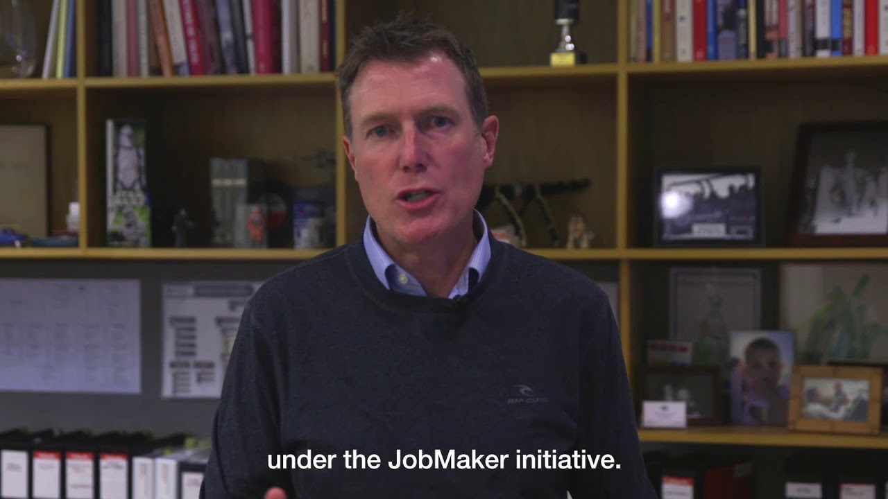 JobMaker - Creating jobs - YouTube