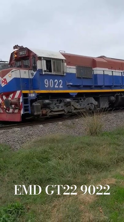 🚂 operativo del TAC... con tracción de NCA‼️ EMD GT22 9022 🔴⚪️🔵 - YouTube
