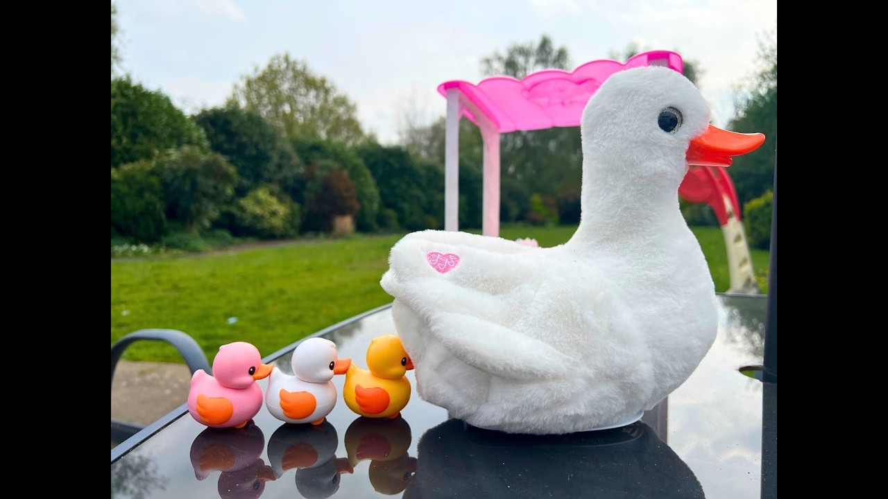 ⚠️ New Character Alert: Mama Duck! ⚠️ - YouTube