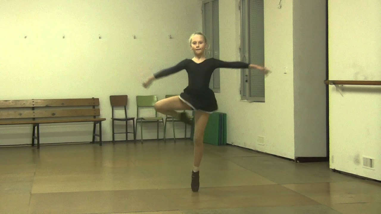 AMAZING FOUETTES Combination Varied ( right leg and left leg!) - YouTube