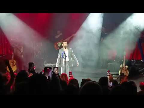 Buray - Aşk Mı Lazım / Kapanış (Ankara Yenimahalle Nazım Hikmet Kültür Merkezi) #buray @BurayMusic 