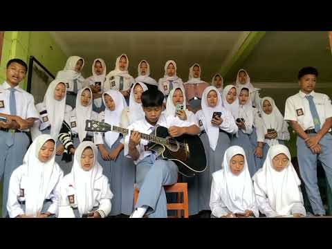Musikalisasi puisi Tugas Bahasa Indonesia Kelas XI TKJ D, Ibu Kurnia ...