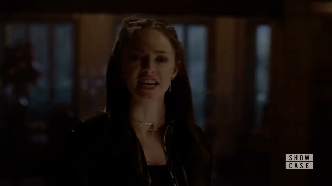 Hope Mikaelson - Legacies 4x14 confronting her humanity and her friends ...