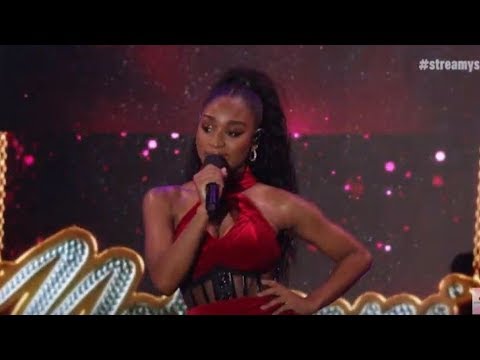 ✅  Normani Delivers Dynamic 'Motivation' Performance at Streamy Awards