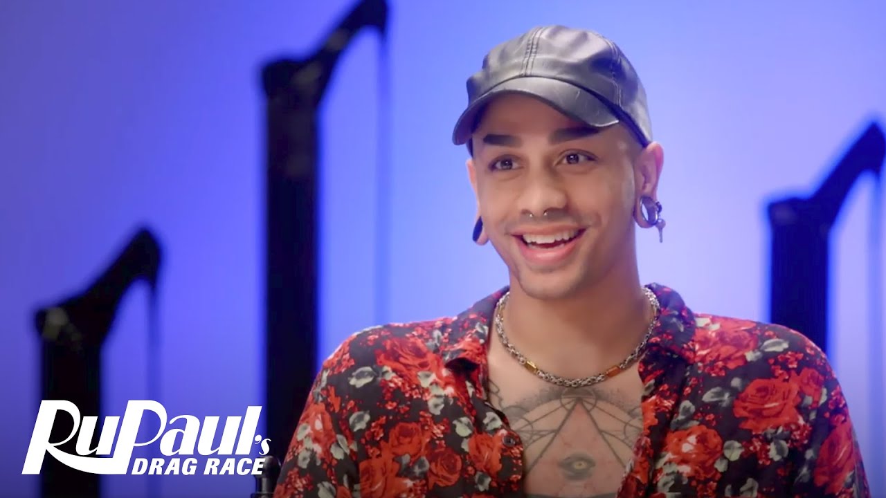 Whatcha Packin’: Dahlia Sin | S12 E3 | RuPaul’s Drag Race - YouTube