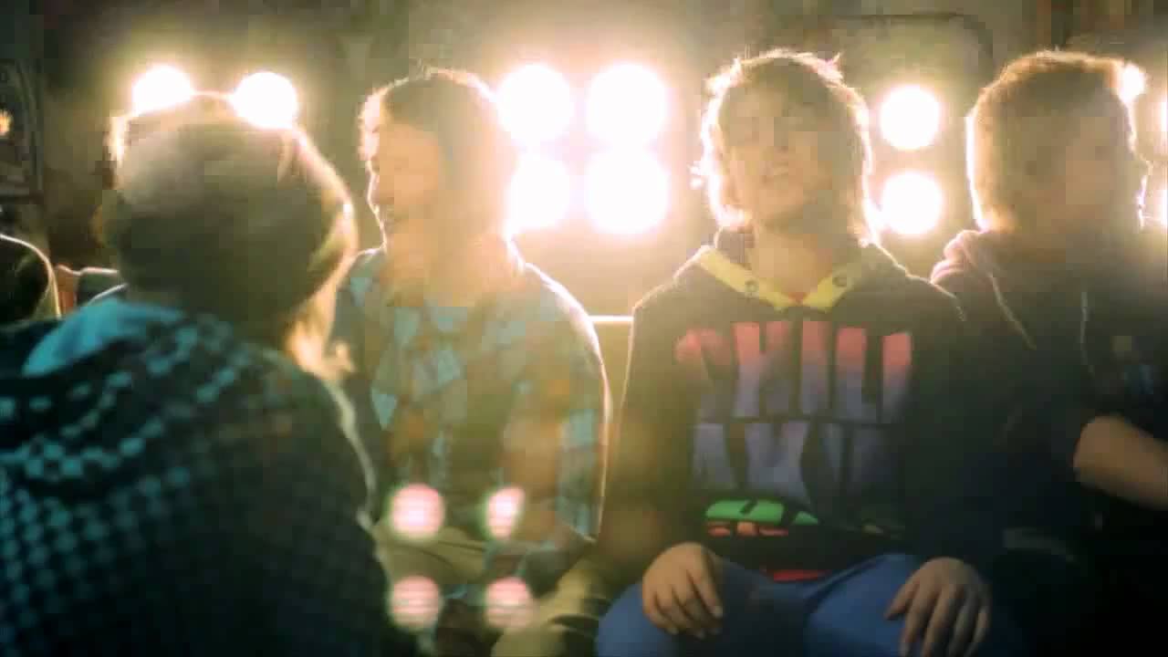 Reckless Robin - Hot Frontside Ollie Herman - YouTube