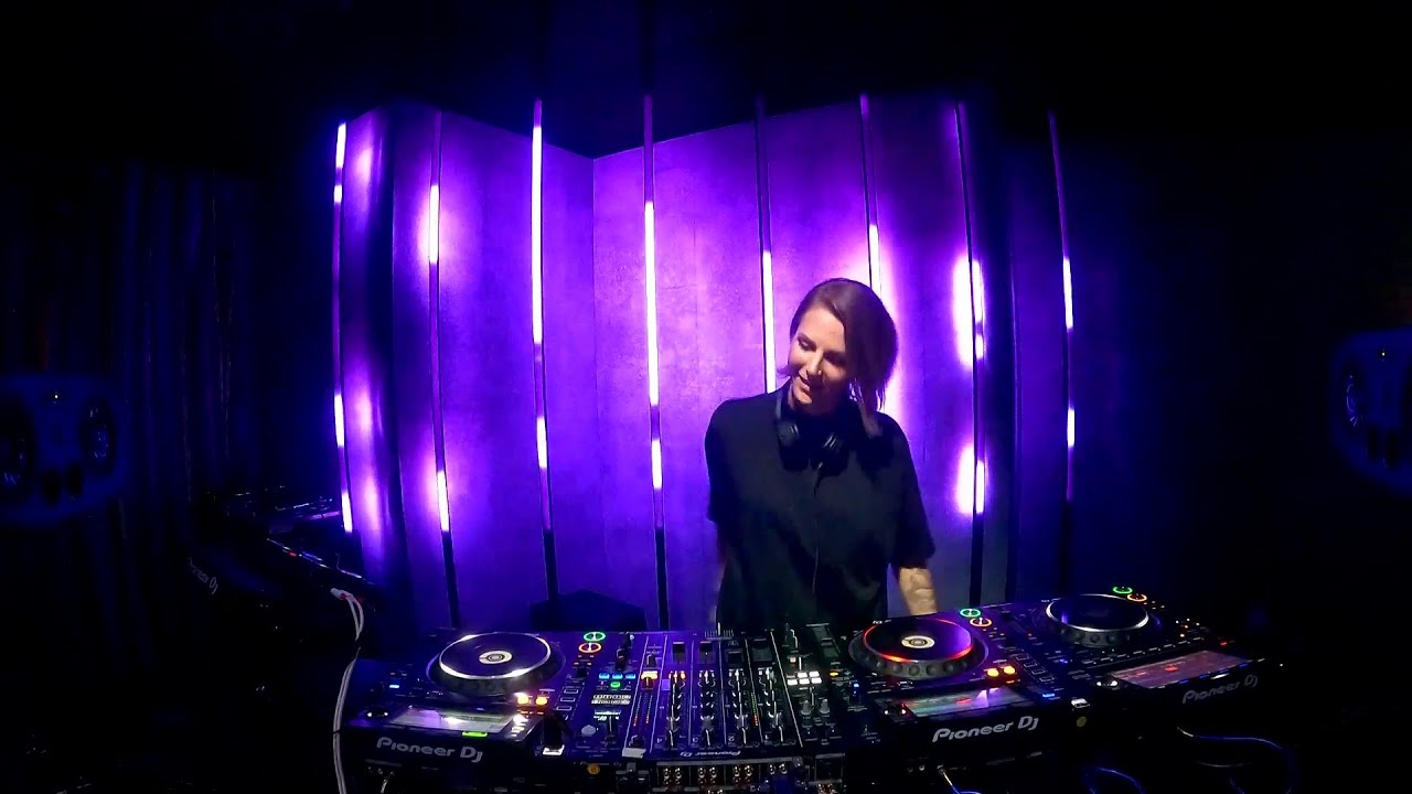 Sunshine Live Studio Session with Grace Thompson (Techno, Livestream ...