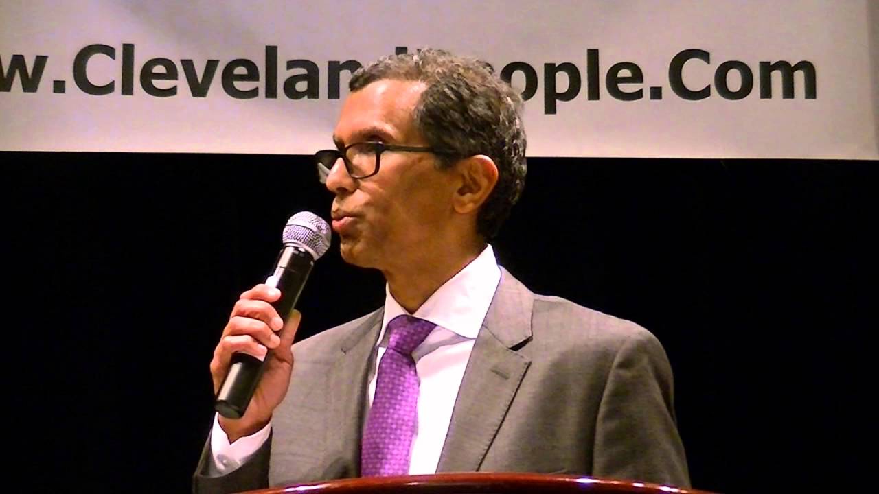 Suresh Bafna inducts Dr Mohan Bafna into Hall of Fame - YouTube