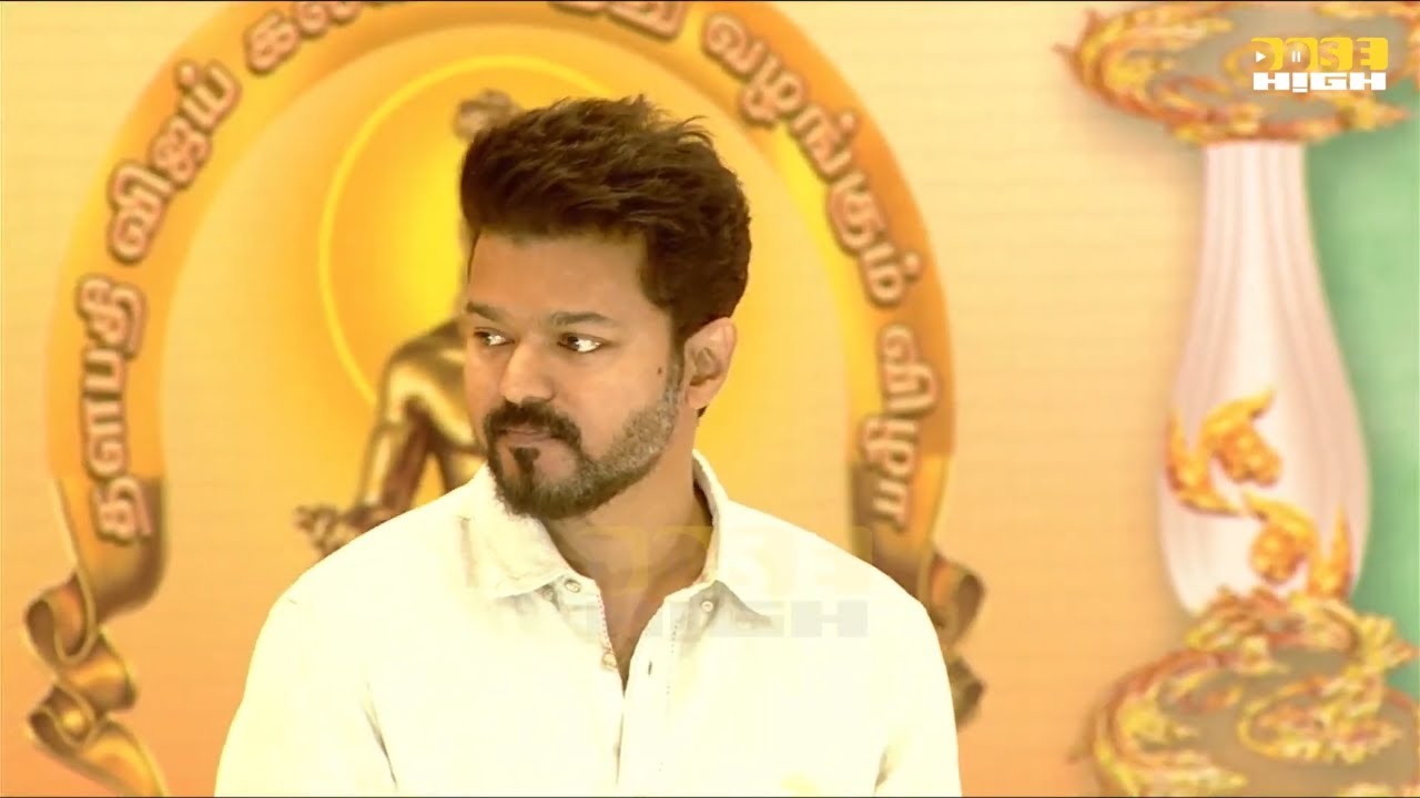 Thalapathy Vijay Gift Diamond Necklace To Nandini | Vijay Education ...