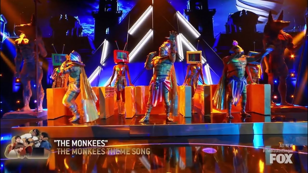 Mummies Perform "The Monkees Theme Song" | Masked Singer | S8 E3 - YouTube