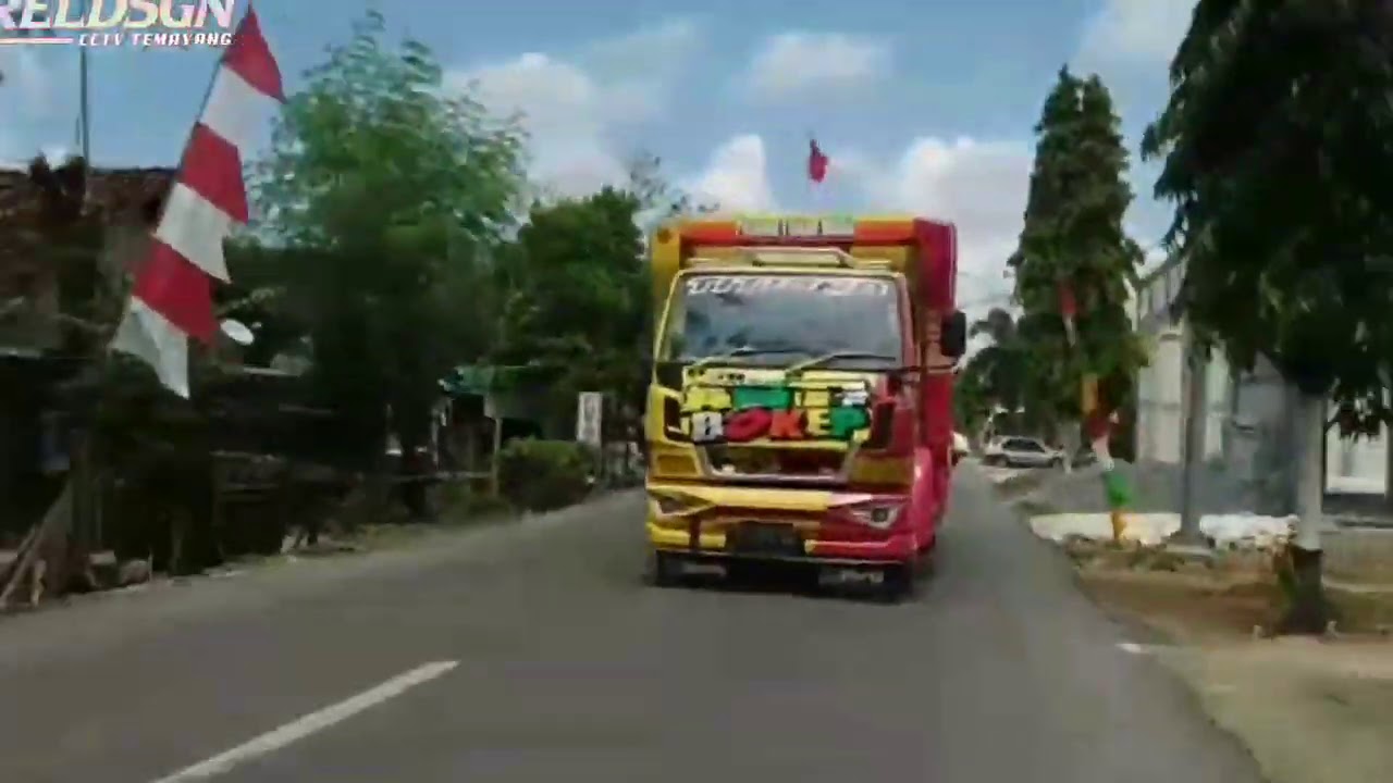 Pesona truk anti bokep nabut natales punya cctv Temayang - YouTube