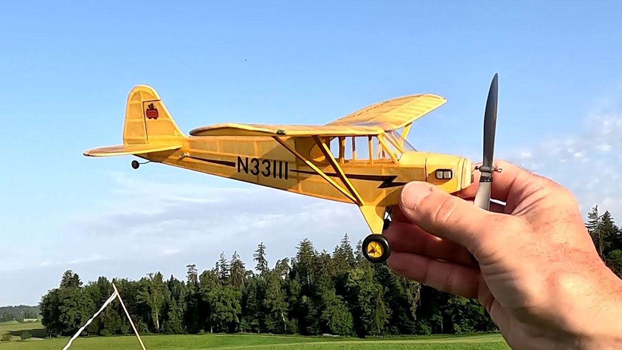 Peanut Scale Piper J-3 Cub rubber powered - YouTube