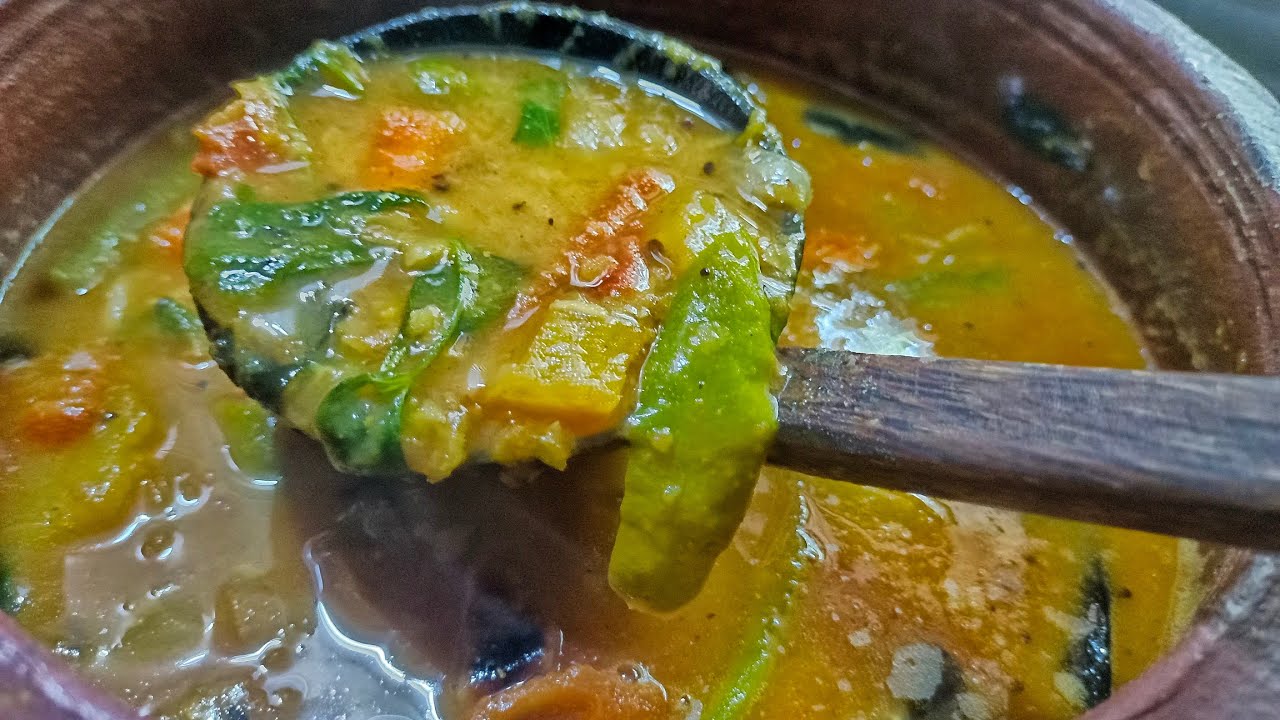 "Easy Mathanga Parippu Curry Recipe | Pumpkin Dal Curry | Kerala Style ...