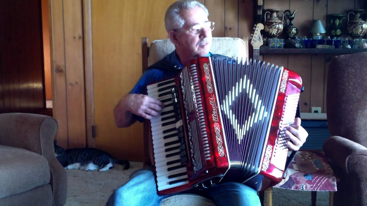 Larry Rafferty Wandering Polka on Morelli Piano Accordion - YouTube