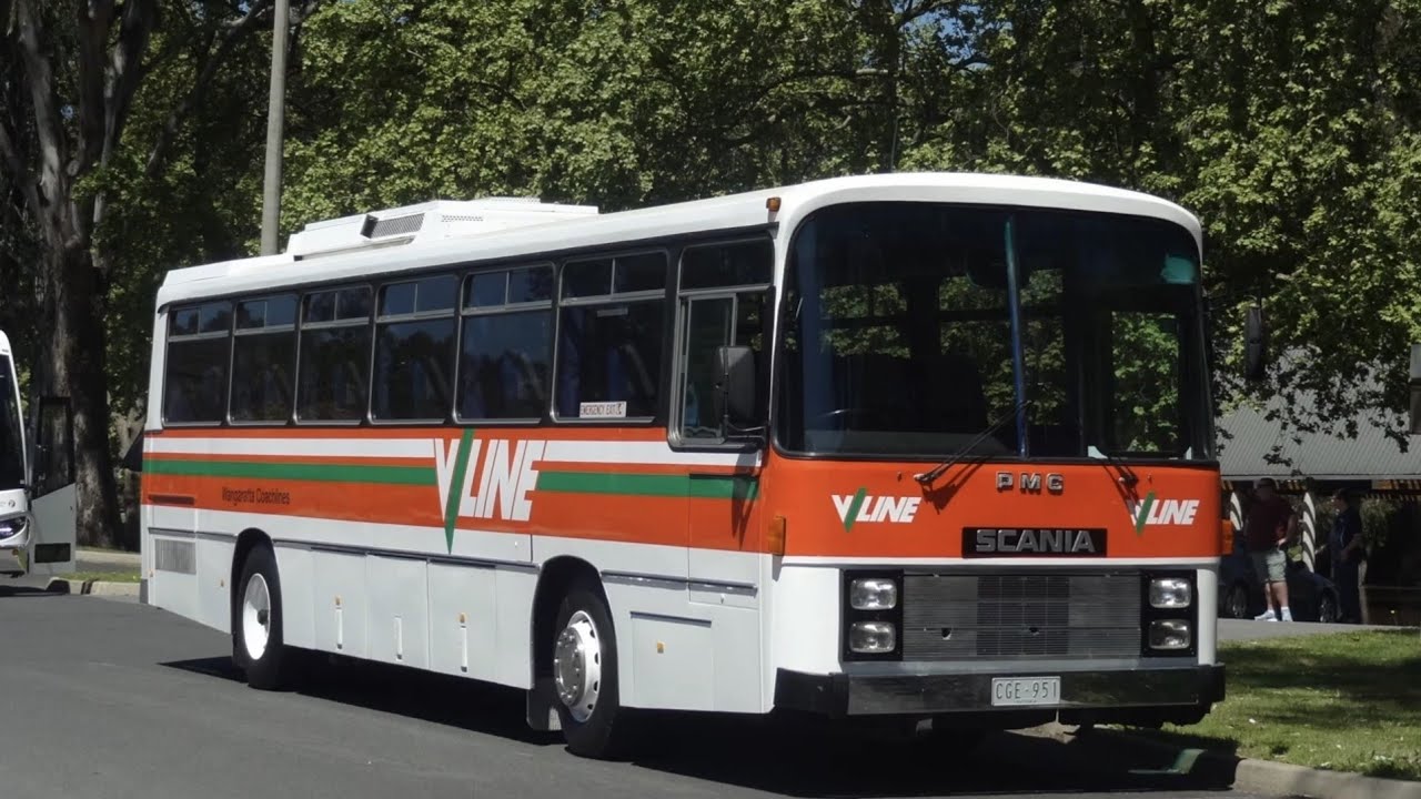 Wangaratta Coachlines #3 - Scania K82SR/PMCSA Executive - YouTube