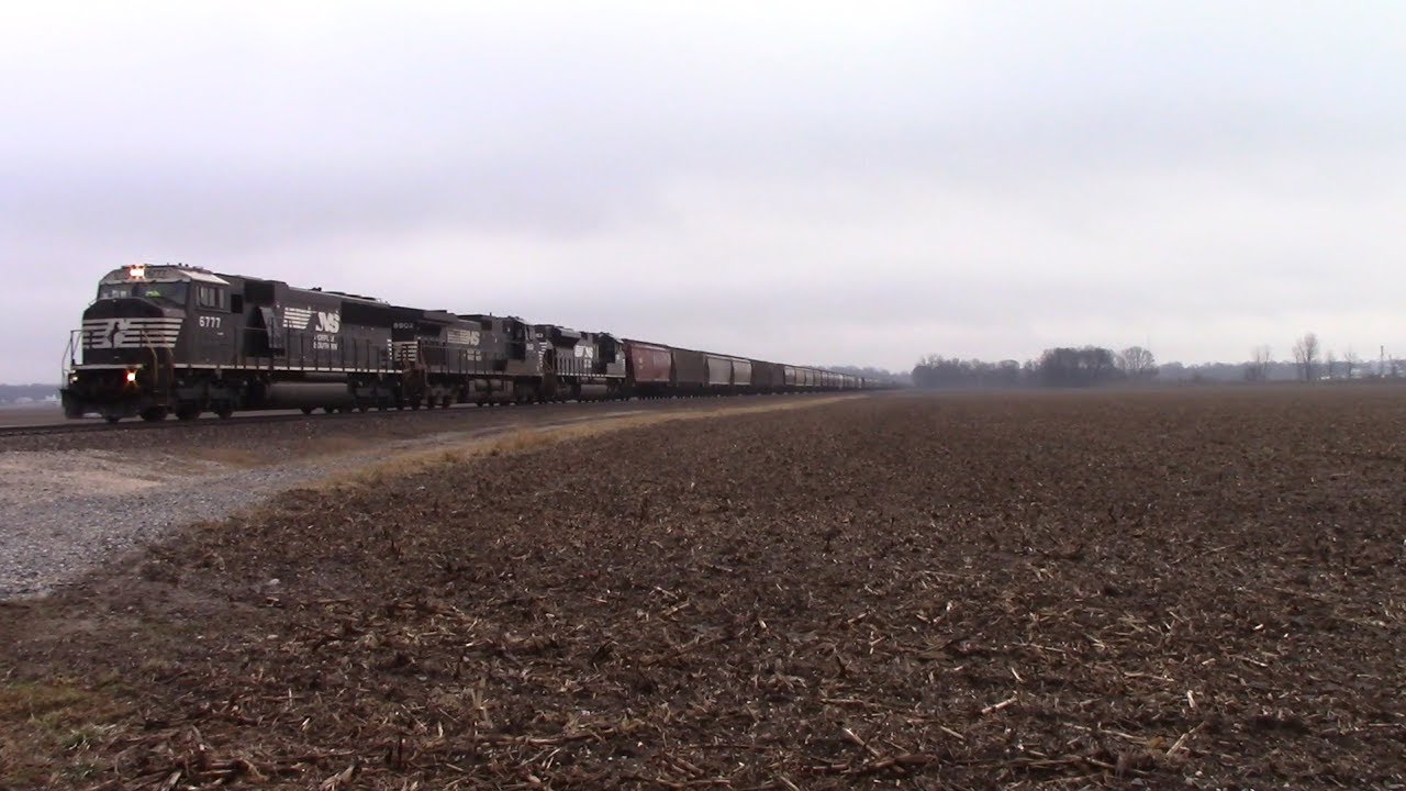 2/4/18 - NS 6777, an SD60M, leads NS 55G at Princeton, IN - YouTube