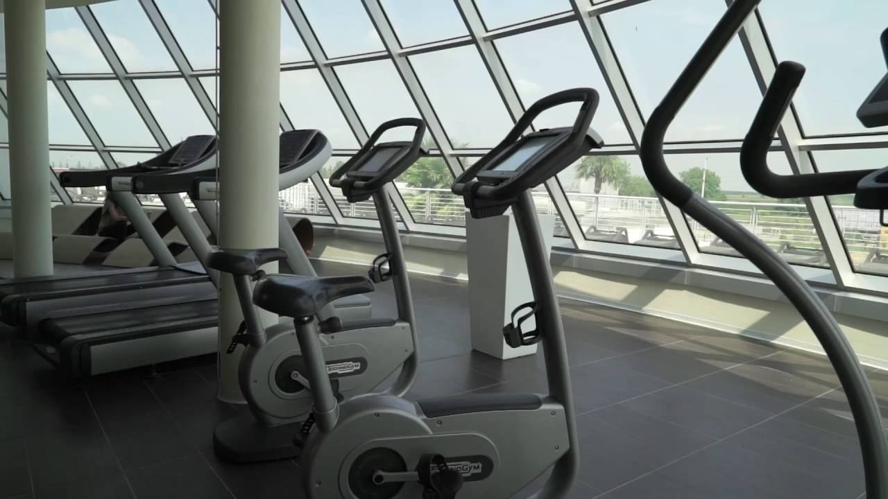 SOLARIUM & FITNESS AT MJUSWORLD - YouTube