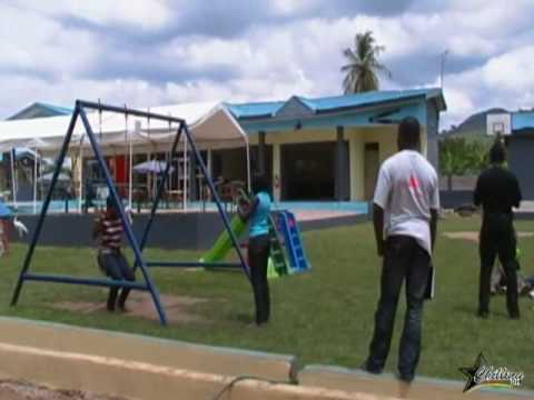 TOURING GHANA @ SAJUNA BEACH CLUB - YouTube