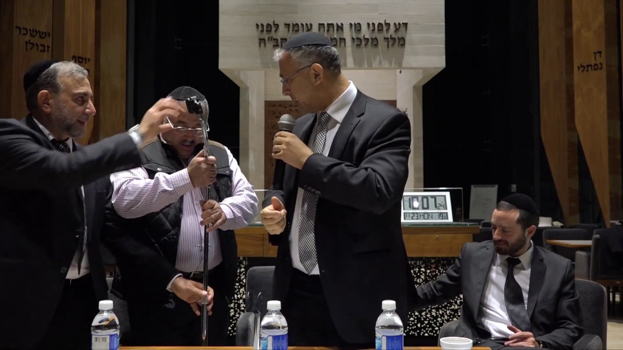 Rabino Yosef Bitton Cerebro Femenino vs. Cerebro Masculino - YouTube