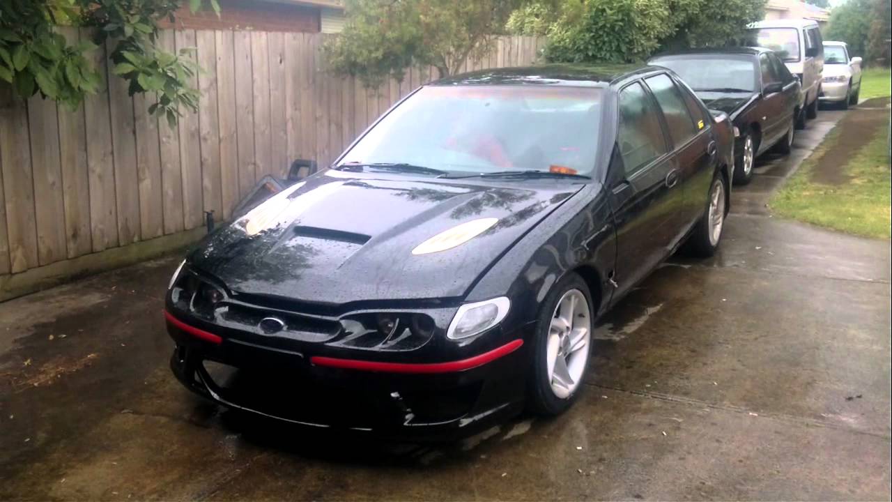 Ford Falcon XR8 idle - YouTube