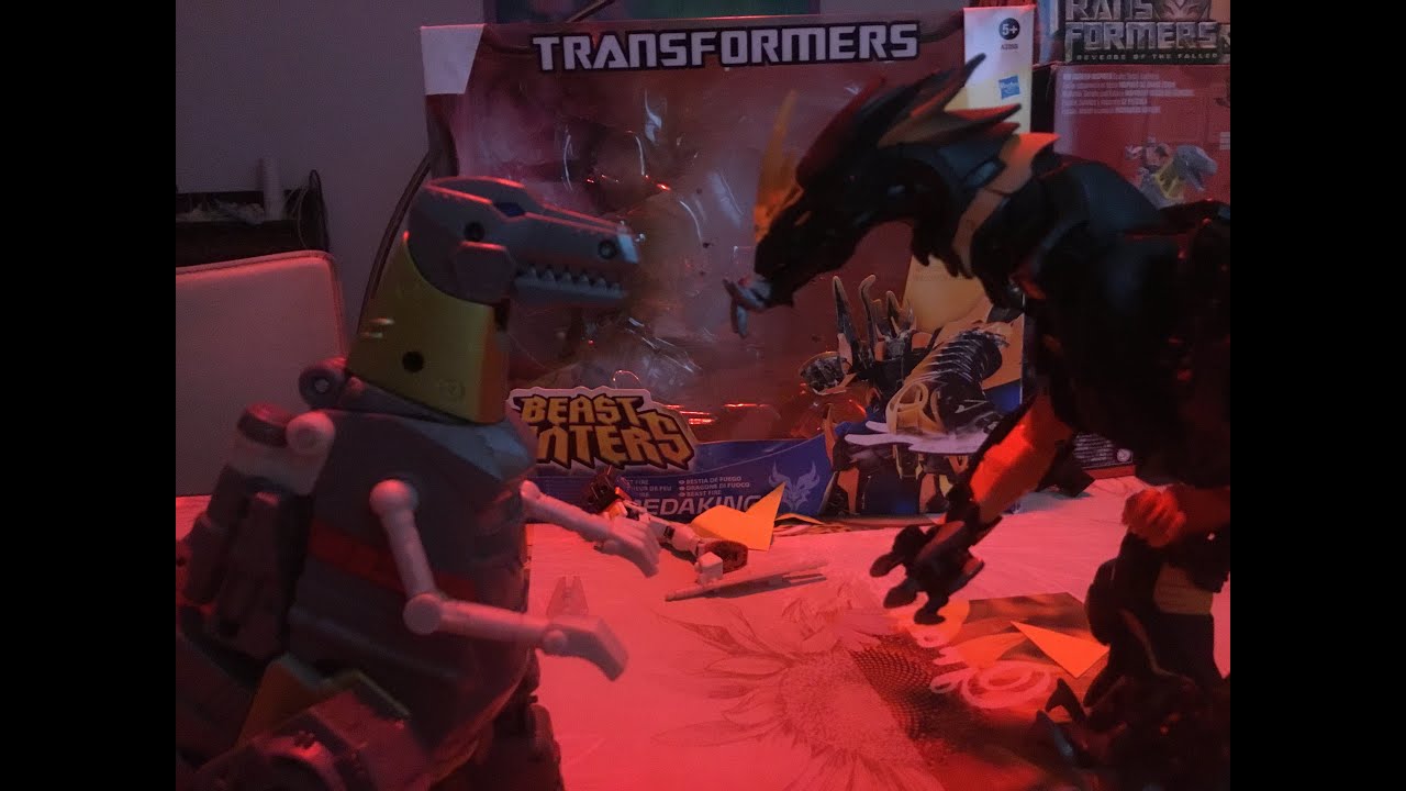 transformers stop motion test Grimlock vs Predaking - YouTube