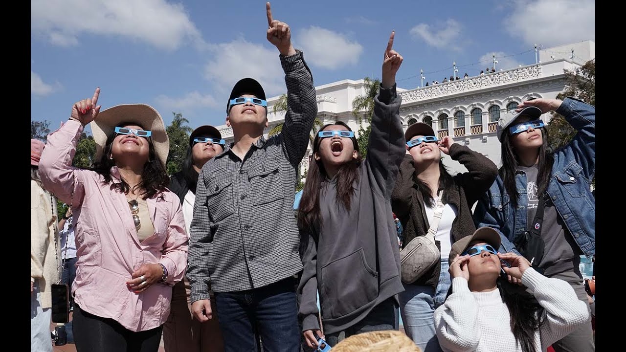 Partial eclipse party at Balboa Park - YouTube
