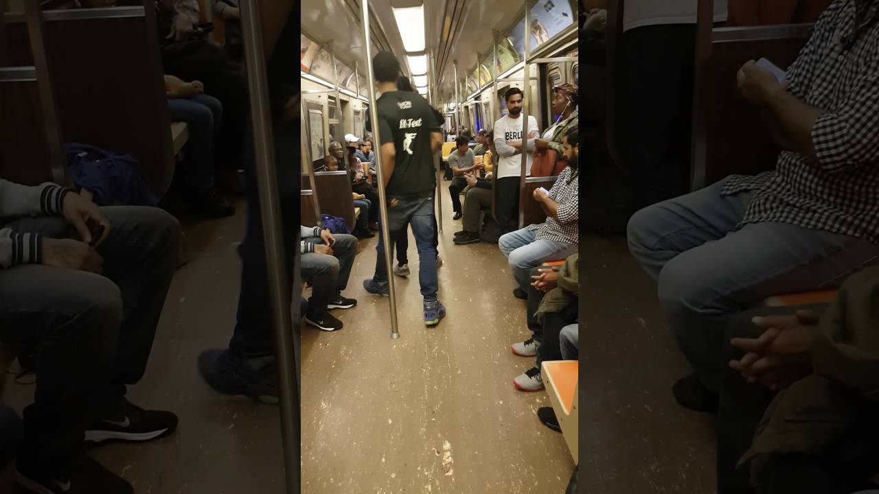Things you see on the NY Subway - YouTube