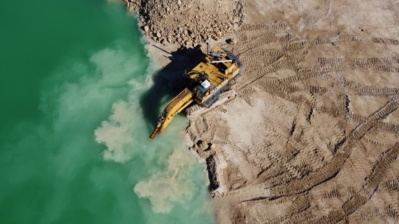 Mavic Mini over Quarry in Hawaii, MUST SEE!!! - YouTube