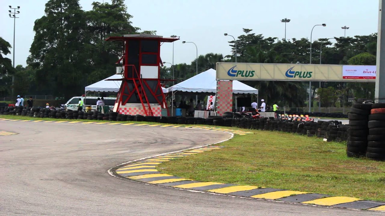 Prudential Go-Kart Event : Nabil Jefri Demo Run (DSLR Version) - YouTube