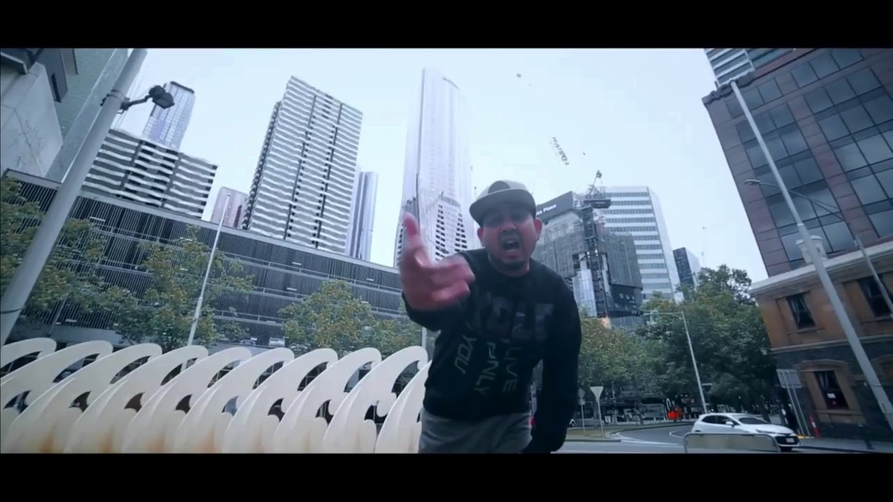 EKAPELATA - LIL YACHI feat. FLIPPER ( official trailer ) - YouTube