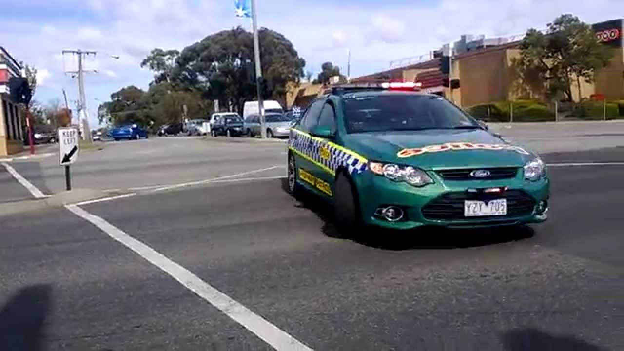 the Chase POLICE Falcon XR6 TURBO HIGHWAY PATROL- DRAGONSLiVED - YouTube