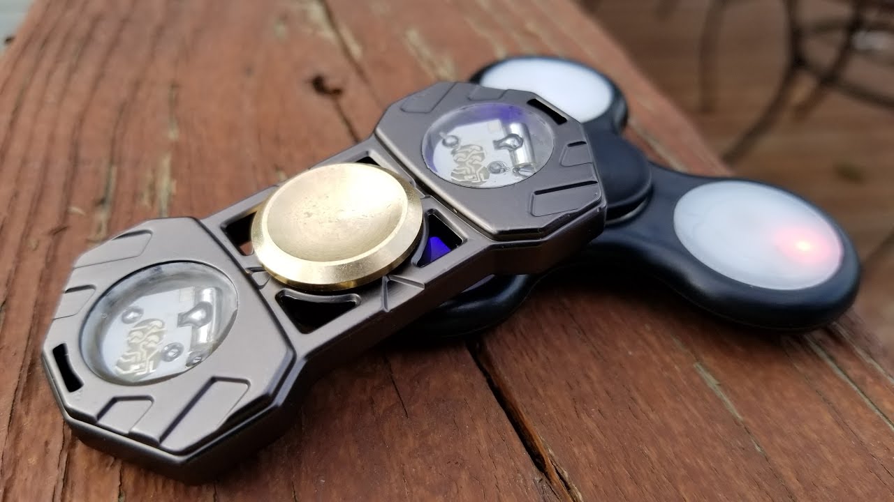 Lightake.com LED Fidget Spinners Unboxing, Review, and Giveaway. - YouTube