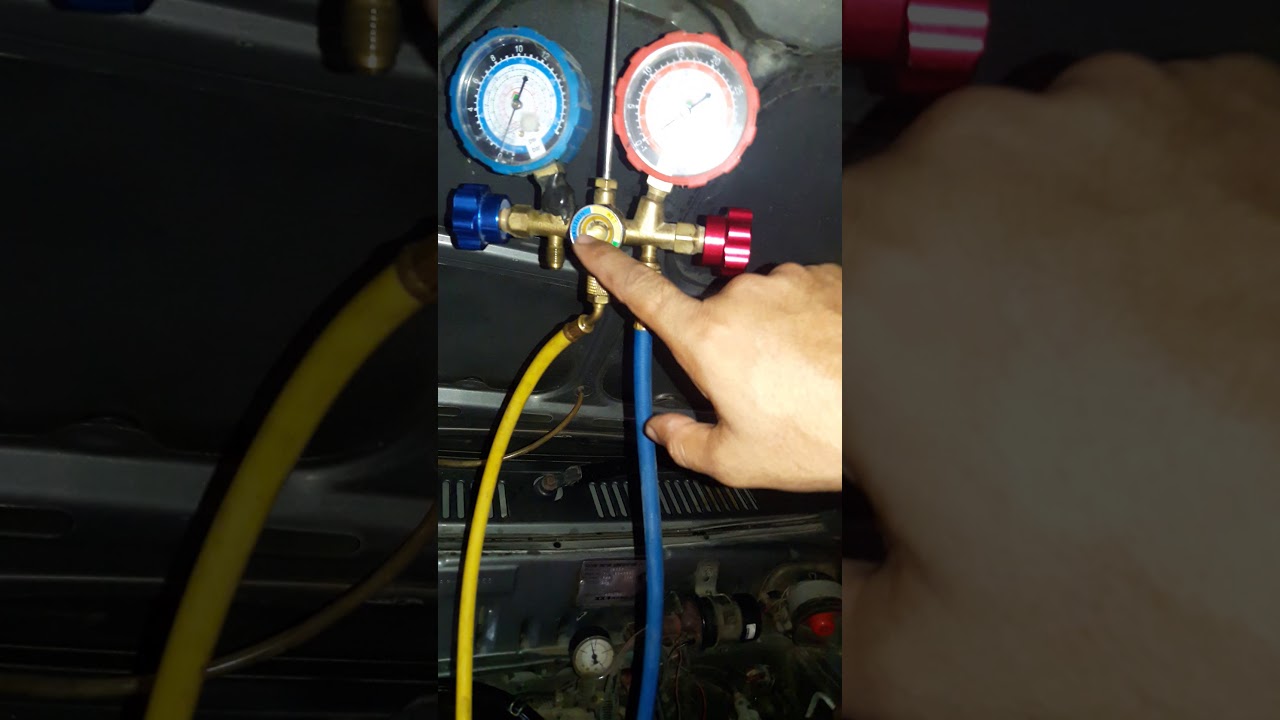 Mehran car ac filling part 2. - YouTube