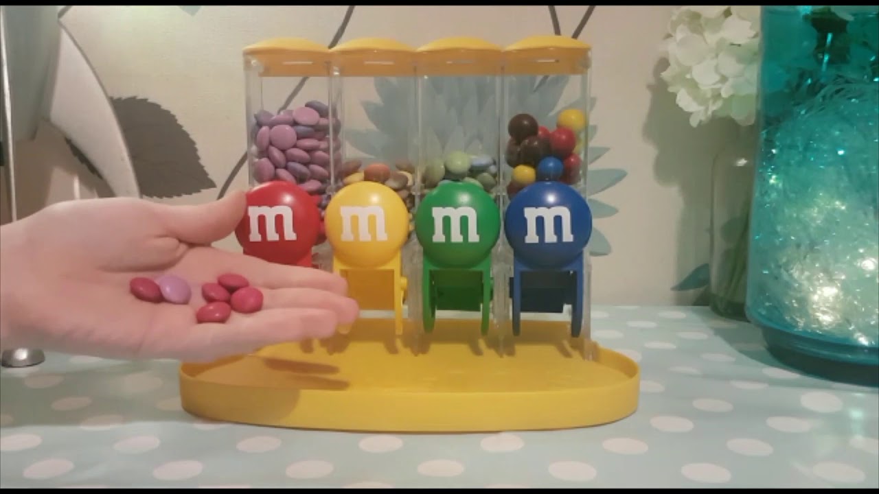 The Mini-M&M Vending machine!!! - YouTube